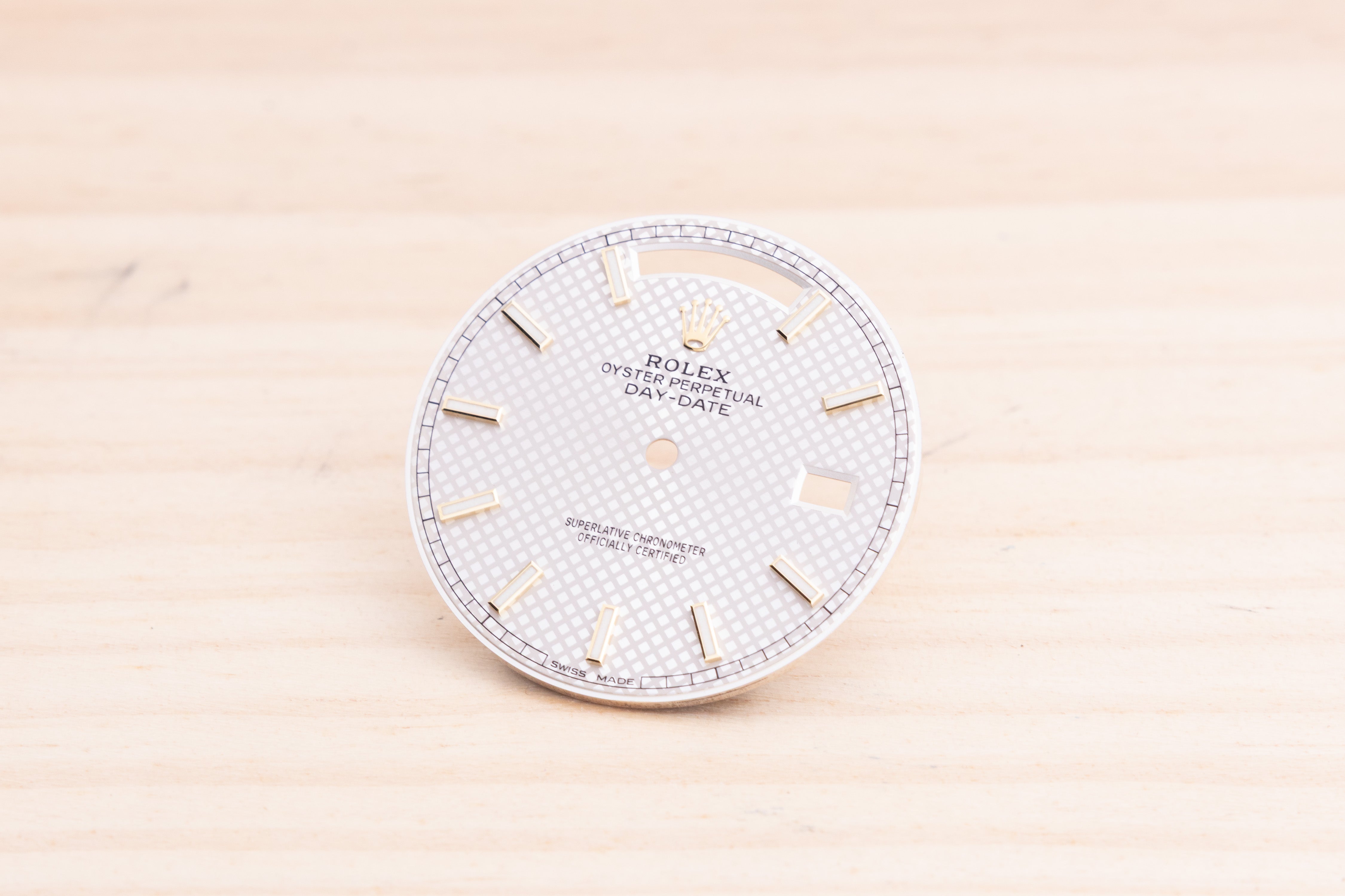 Rolex Daydate 40mm Silver Motif Dial for 228238 FCD28328 – Firstclassdials